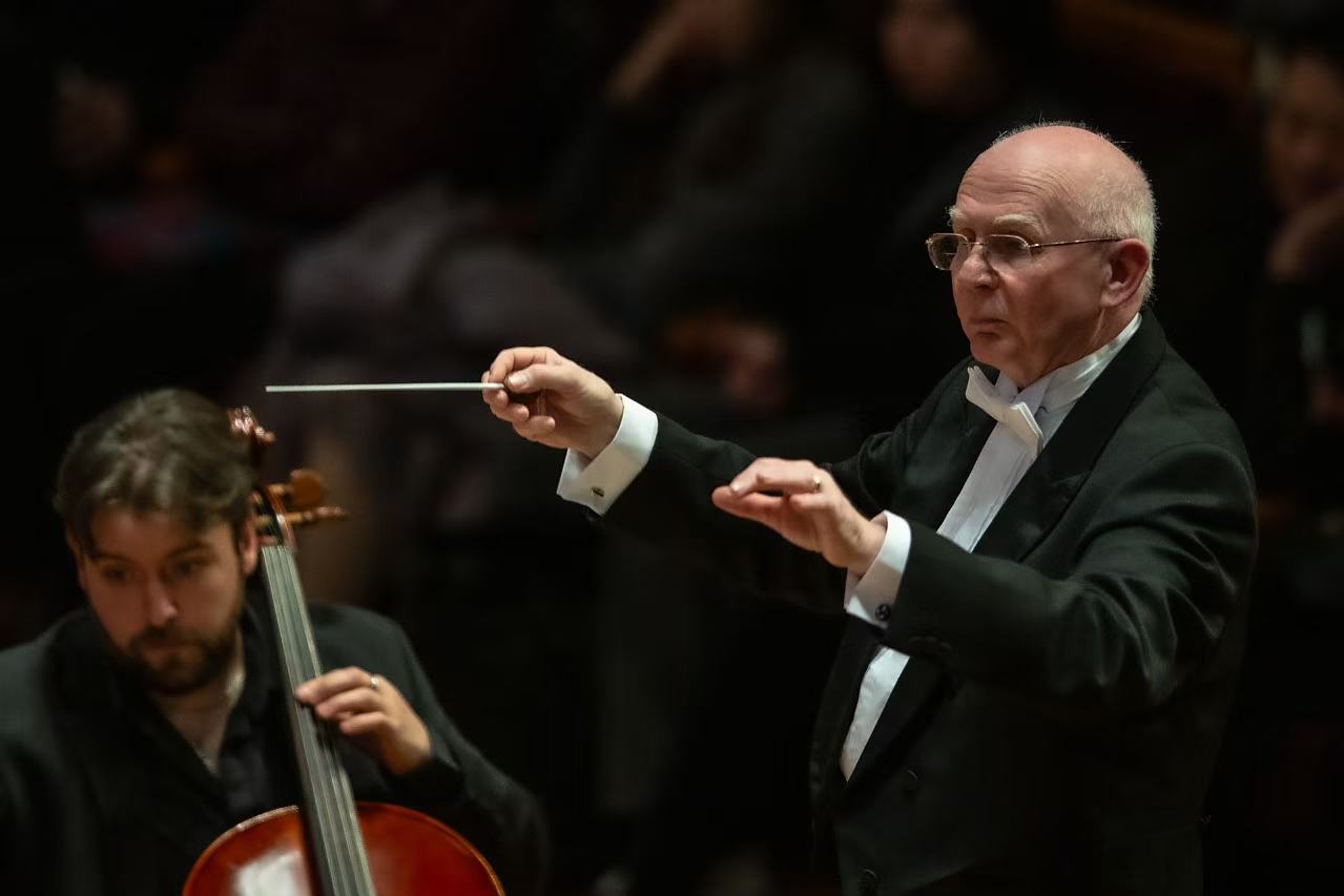 Paul Bateman | conductor · pianist · arranger · composer
